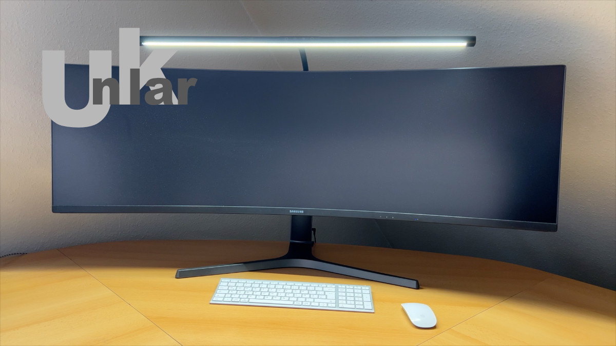 Die EYOCEAN Schreibtischlampe mit 160 LED in Verbindung mit einem ...